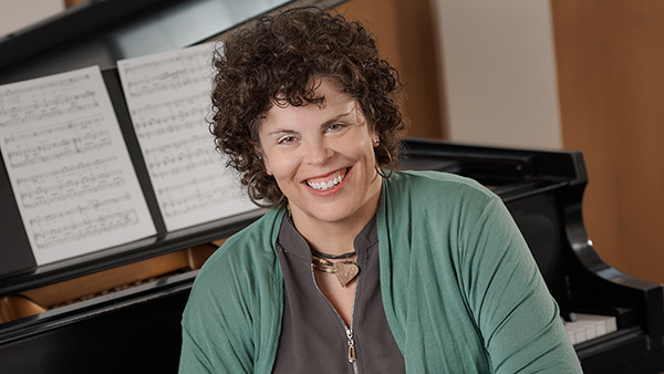 Amanda Makes Every Day Count Following Cancer